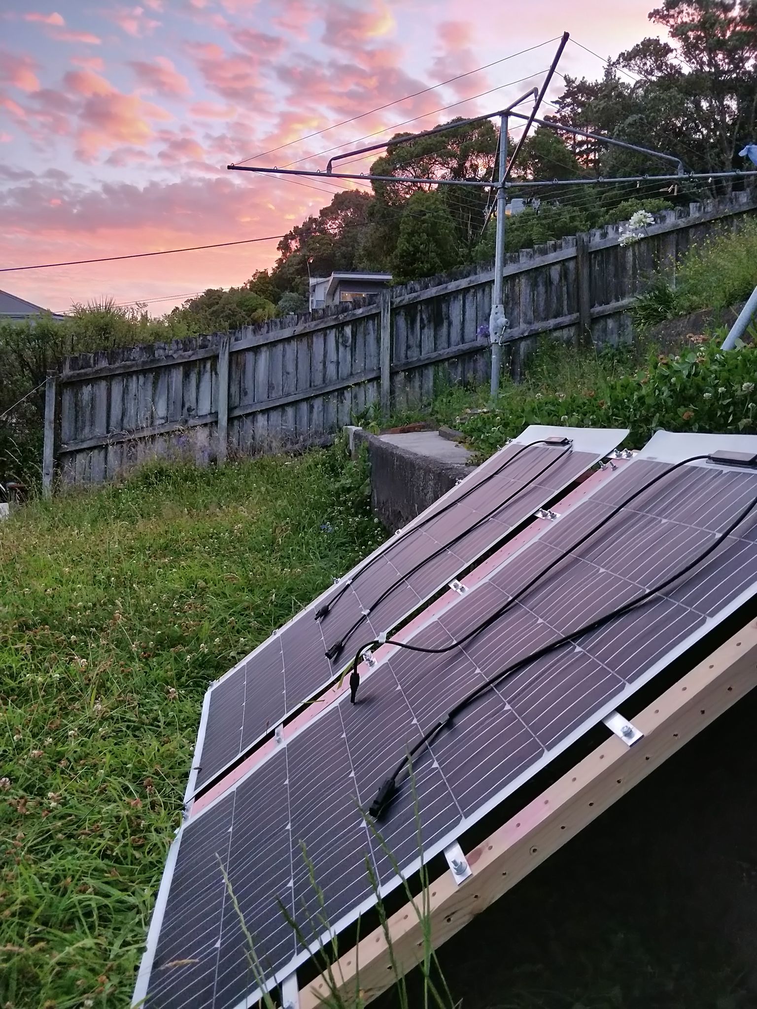 Portable solar v2 | Life as a solarpunk hacker